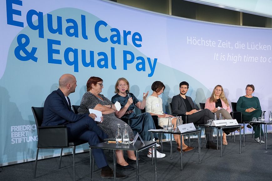 Bmfsfj Lisa Paus Kündigt Maßnahmen Gegen Den Gender Pay Gap An